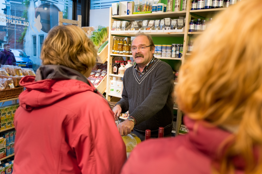 Wie zijn wij? Jan Schoeman en Sandra verwelkomen u bij de Natuurschuur ...